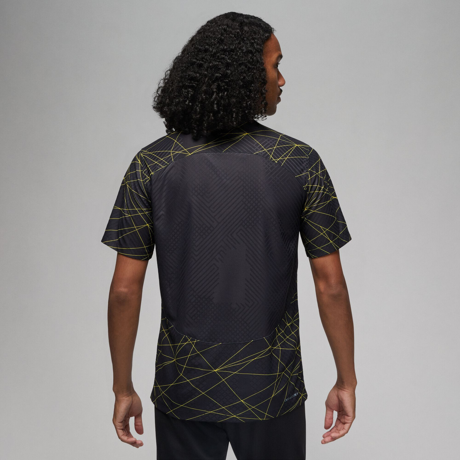 Maillot PSG 4th Authentique 2022/23 sur Foot.fr Maillot PSG 4th Authentique 2022/23 sur Foot.fr