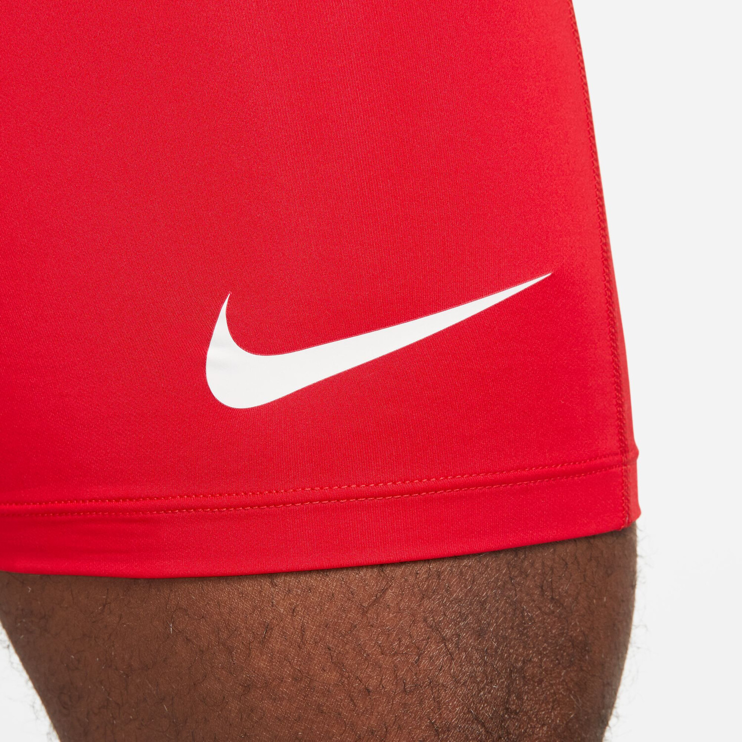 Sous-short Nike Pro Strike rouge sur Foot.fr