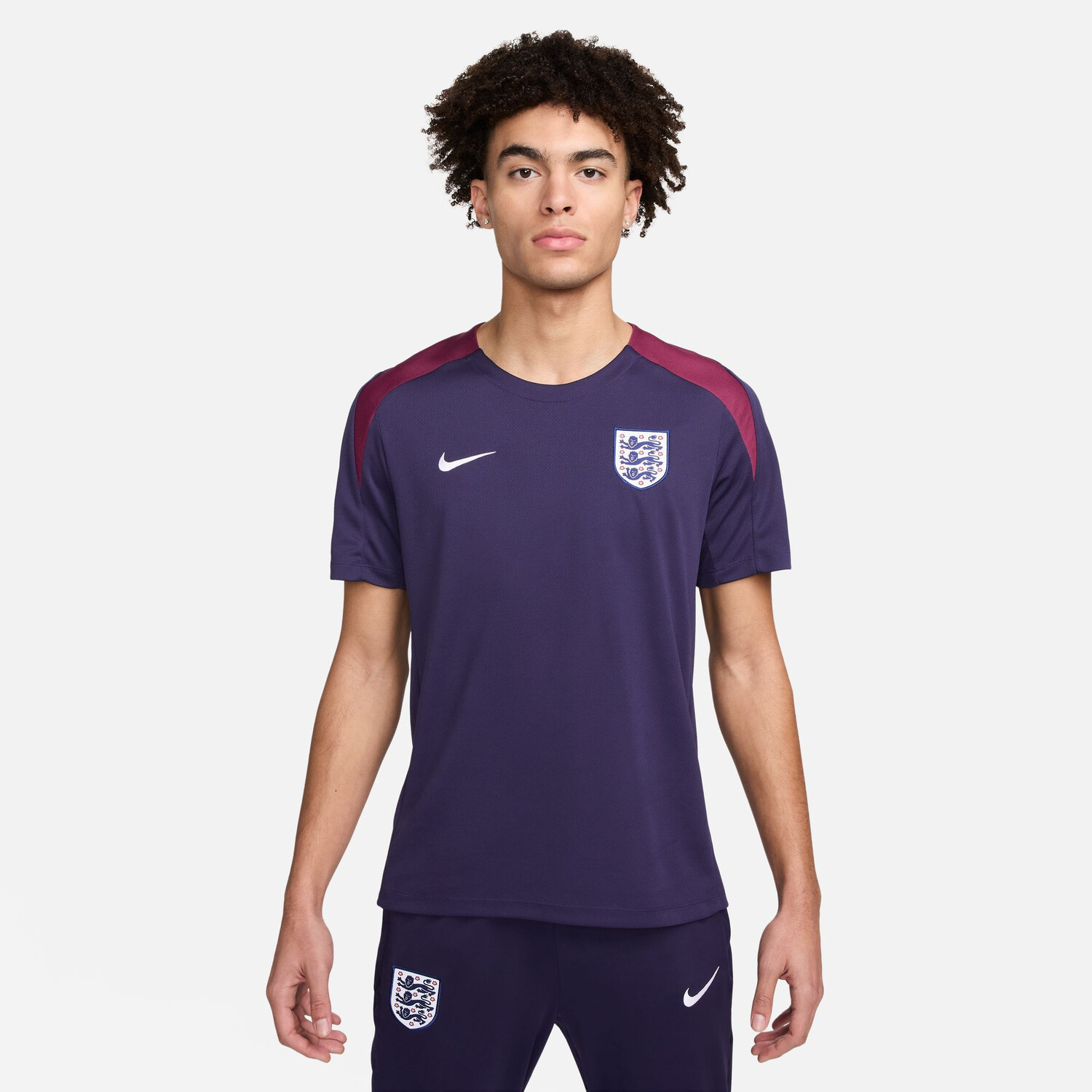Maillot entraînement Angleterre Strike violet 2024 sur Foot.fr