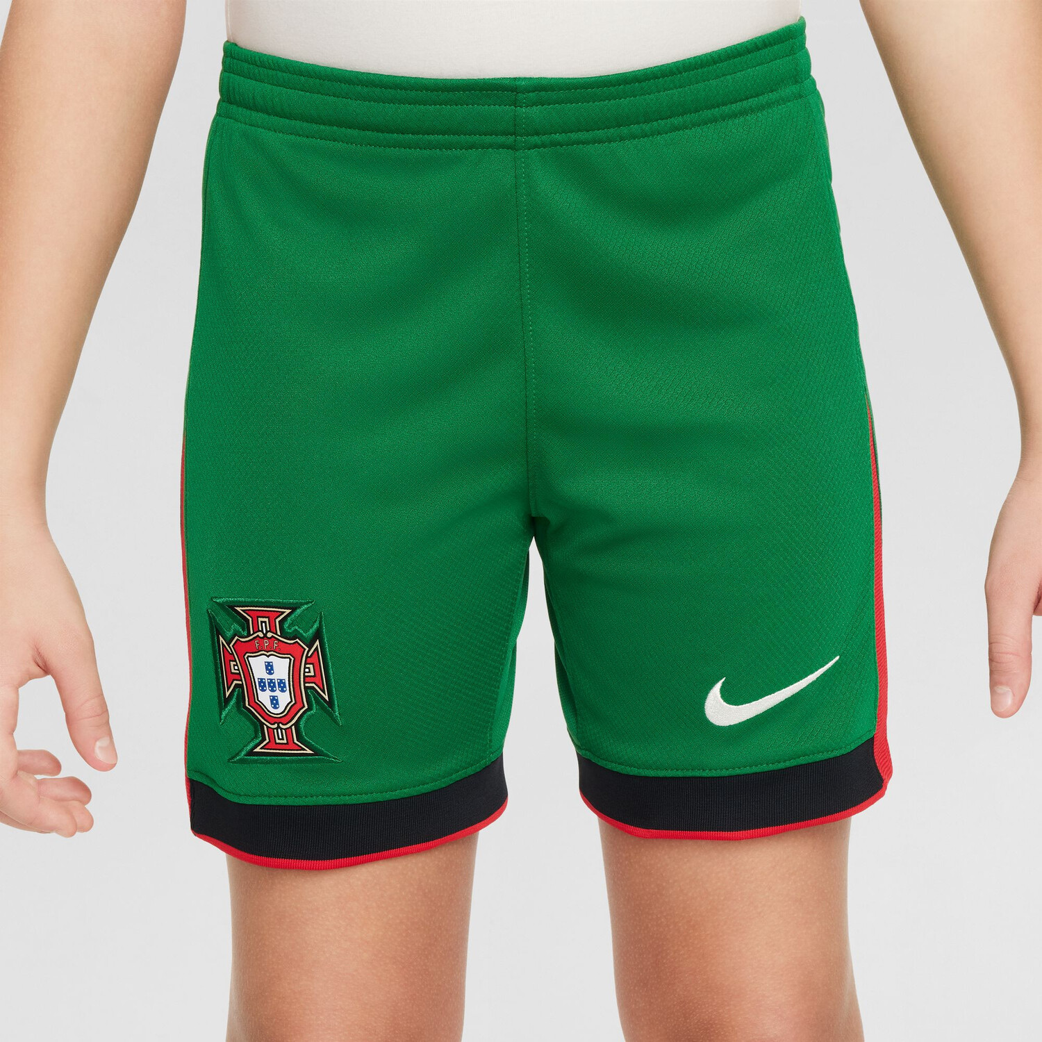 Short junior Portugal domicile 2024 sur Foot.fr