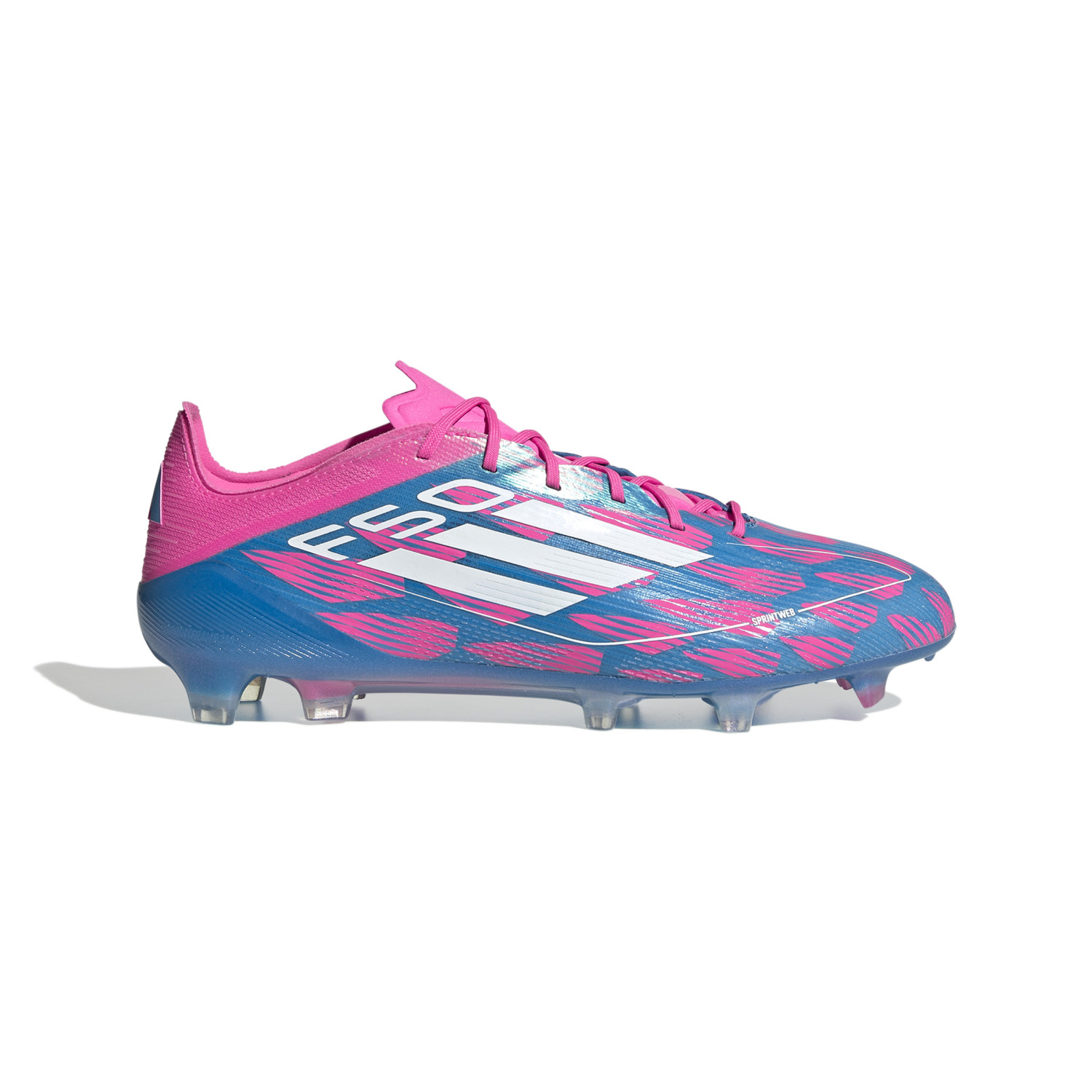 Crampons adidas F50 | Le Retour de la Chaussure de Foot Iconique - Foot.fr