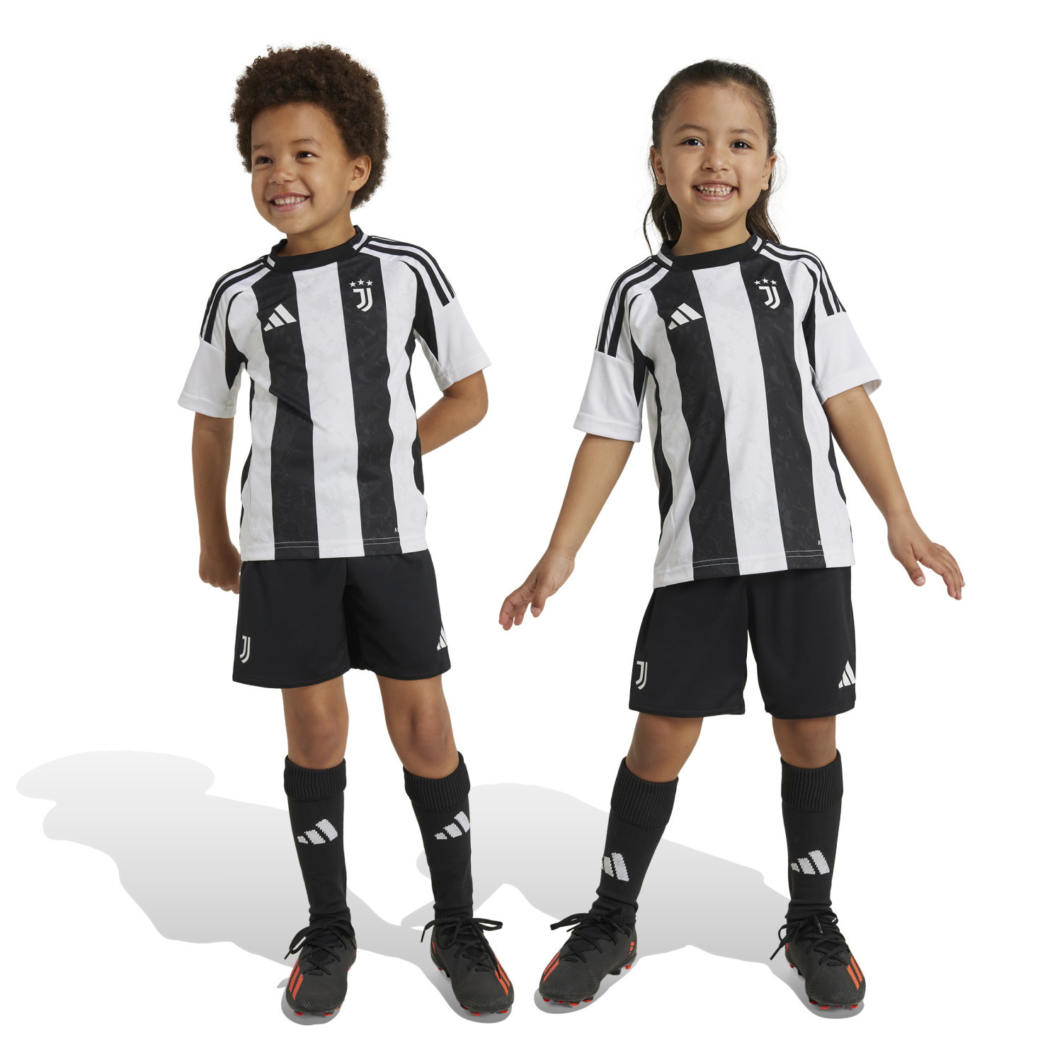 Boutique Supporter Juventus Turin, Produits Officiels - Foot.fr