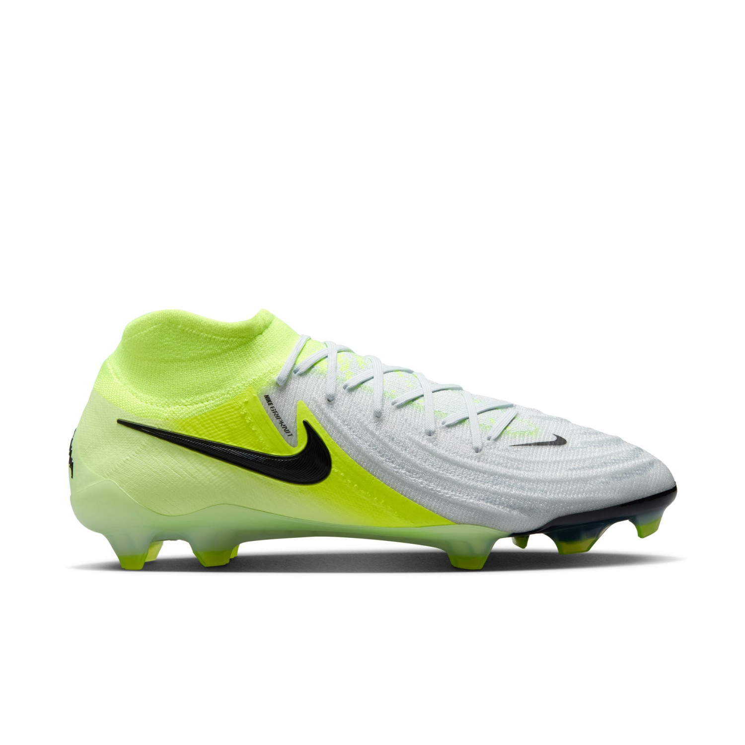 Crampons Nike Phantom - Foot.fr