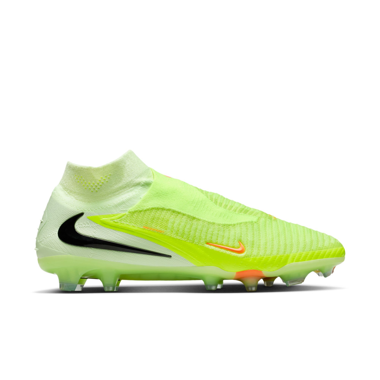 Crampons Nike Phantom - Foot.fr